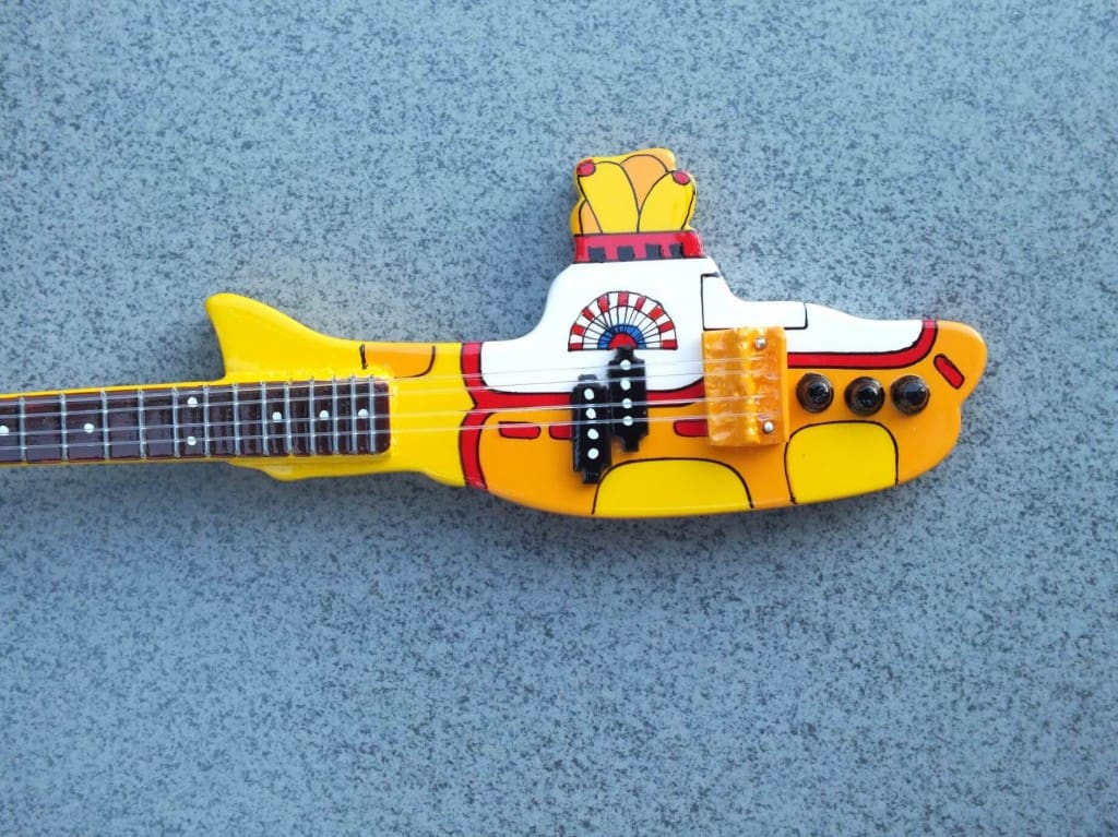 The Beatles 10” Miniature Guitars Archives - Rockguitarminiatures